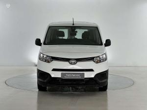 White Toyota Proace City Verso 2022 in Vilnius, with an engine capacity of 1.50 L and mileage of 100 thousand km for 15900 €, photo 6 on AUTOMOTO.COM.LV