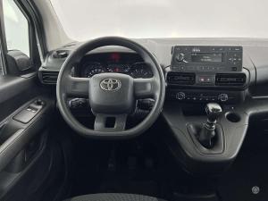 White Toyota Proace City Verso 2022 in Vilnius, with an engine capacity of 1.50 L and mileage of 100 thousand km for 15900 €, photo 10 on AUTOMOTO.COM.LV