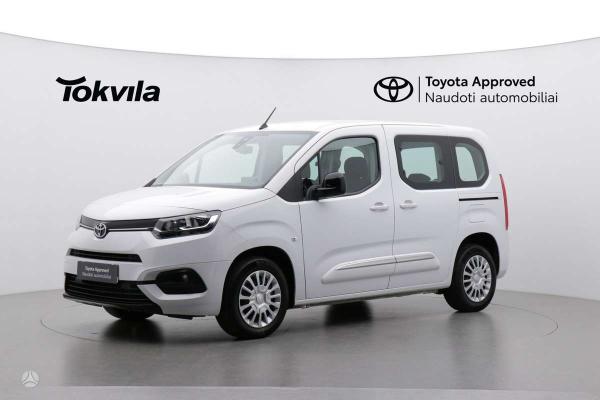 White Toyota Proace City Verso 2023 in Vilnius, with an engine capacity of 1.20 L and mileage of 60 thousand km for 16900 €, photo 1 on AUTOMOTO.COM.LV