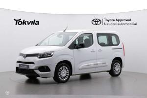 White Toyota Proace City Verso 2023 in Vilnius, with an engine capacity of 1.20 L and mileage of 60 thousand km for 16900 €, photo  on AUTOMOTO.COM.LV