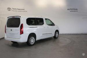 Balts Toyota Proace City Verso 2024 Kauņa, ar dzinēja tilpumu 1.50 L un nobraukumu 85 tūkst. km par 22900 €, foto 2 vietnē AUTOMOTO.COM.LV