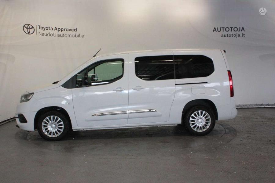 Balts Toyota Proace City Verso 2024 Kauņa, ar dzinēja tilpumu 1.50 L un nobraukumu 85 tūkst. km par 22900 €, foto 3 vietnē AUTOMOTO.COM.LV