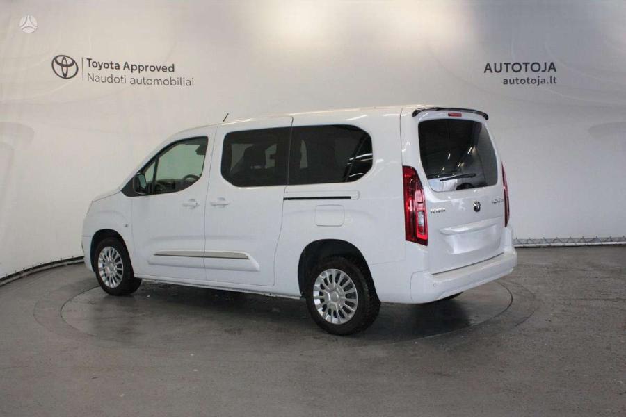 Balts Toyota Proace City Verso 2024 Kauņa, ar dzinēja tilpumu 1.50 L un nobraukumu 85 tūkst. km par 22900 €, foto 17 vietnē AUTOMOTO.COM.LV