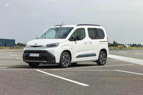 Balts Toyota Proace City Verso 2025 Viļņa, ar dzinēja tilpumu 1.50 L un nobraukumu 22 tūkst. km par 12300 €, foto 10 vietnē AUTOMOTO.COM.LV