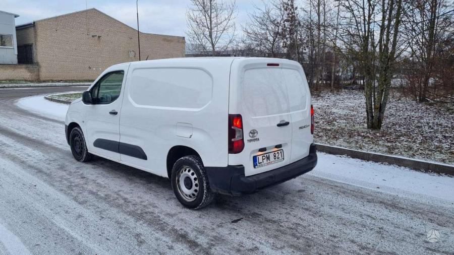 Balts Toyota Proace City 2020 Šauļi, ar dzinēja tilpumu 1.50 L un nobraukumu 303 tūkst. km par 5500 €, foto 3 vietnē AUTOMOTO.COM.LV