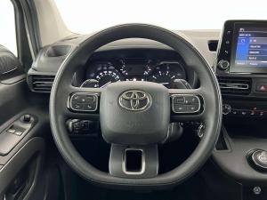 White Toyota Proace City 2020 in Vilnius, with an engine capacity of 1.20 L and mileage of 173 thousand km for 12900 €, photo 13 on AUTOMOTO.COM.LV