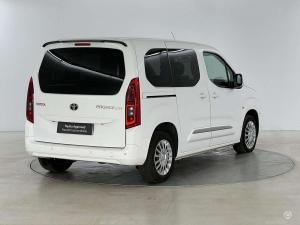 White Toyota Proace City 2020 in Vilnius, with an engine capacity of 1.20 L and mileage of 173 thousand km for 12900 €, photo 21 on AUTOMOTO.COM.LV