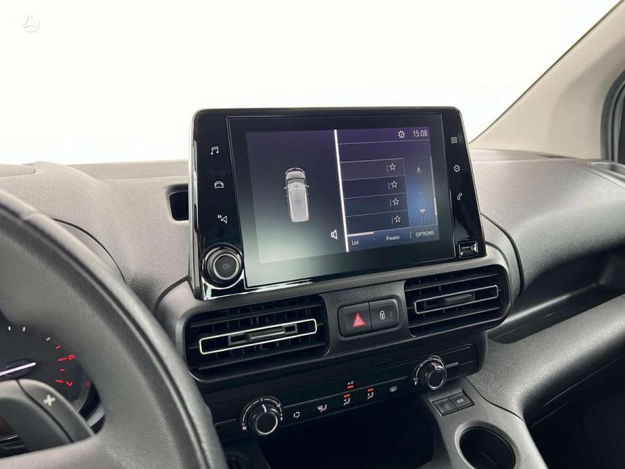 White Toyota Proace City 2020 in Vilnius, with an engine capacity of 1.20 L and mileage of 173 thousand km for 12900 €, photo 23 on AUTOMOTO.COM.LV