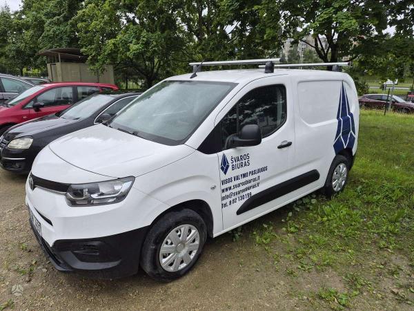 White Toyota Proace City 2020 in Vilnius, with an engine capacity of 1.50 L and mileage of 55 thousand km for 10200 €, photo 6 on AUTOMOTO.COM.LV