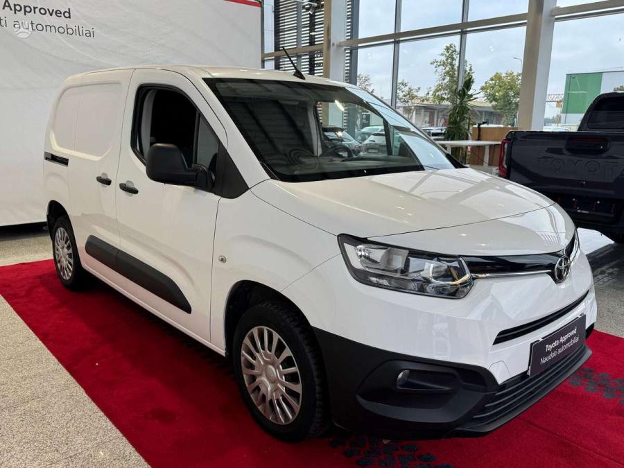 Balts Toyota Proace City 2021 Šauļi, ar dzinēja tilpumu 1.50 L un nobraukumu 39 tūkst. km par 12900 €, foto 3 vietnē AUTOMOTO.COM.LV