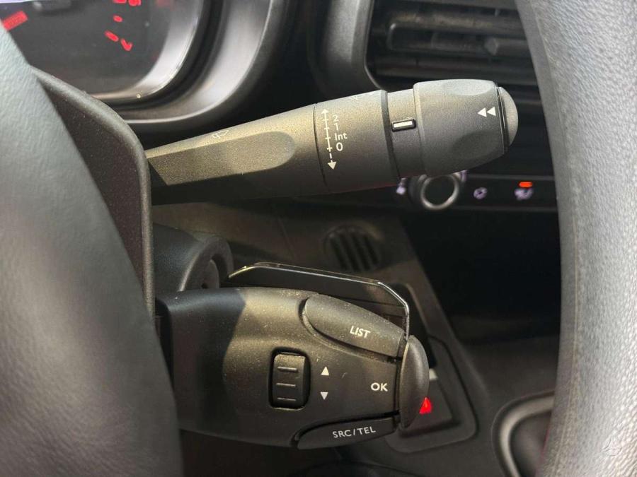Balts Toyota Proace City 2021 Šauļi, ar dzinēja tilpumu 1.50 L un nobraukumu 39 tūkst. km par 12900 €, foto 16 vietnē AUTOMOTO.COM.LV