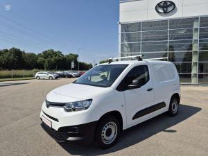 Balts Toyota Proace City 2021 Panevēža, ar dzinēja tilpumu 1.50 L un nobraukumu 80 tūkst. km par 10700 €, foto  vietnē AUTOMOTO.COM.LV