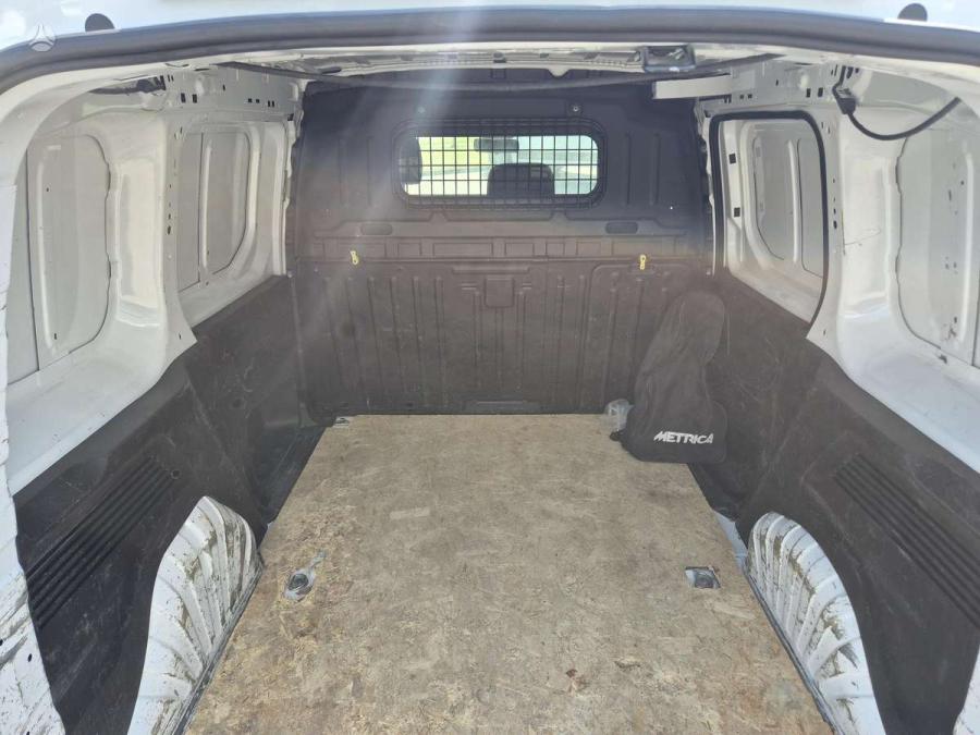 Balts Toyota Proace City 2021 Panevēža, ar dzinēja tilpumu 1.50 L un nobraukumu 80 tūkst. km par 10700 €, foto 11 vietnē AUTOMOTO.COM.LV