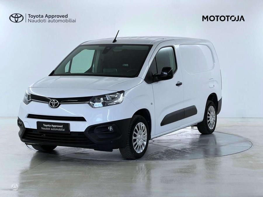 Balts Toyota Proace City 2023 Viļņa, ar dzinēja tilpumu 1.50 L un nobraukumu 139 tūkst. km par 14600 €, foto 1 vietnē AUTOMOTO.COM.LV