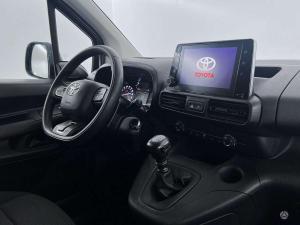 Balts Toyota Proace City 2023 Viļņa, ar dzinēja tilpumu 1.50 L un nobraukumu 139 tūkst. km par 14600 €, foto 15 vietnē AUTOMOTO.COM.LV