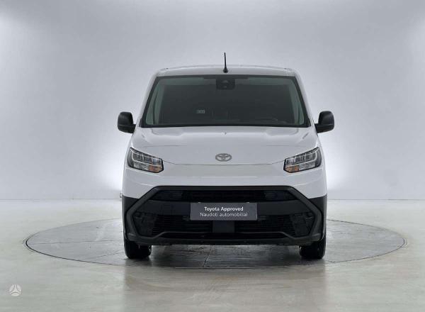 Balts Toyota Proace City 2024 Viļņa, ar dzinēja tilpumu 1.50 L un nobraukumu 47 tūkst. km par 18900 €, foto 5 vietnē AUTOMOTO.COM.LV