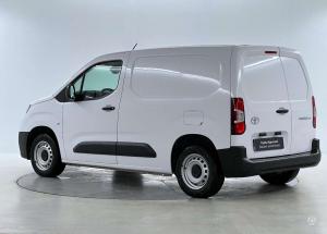 White Toyota Proace City 2024 in Vilnius, with an engine capacity of 1.50 L and mileage of 47 thousand km for 18900 €, photo 16 on AUTOMOTO.COM.LV