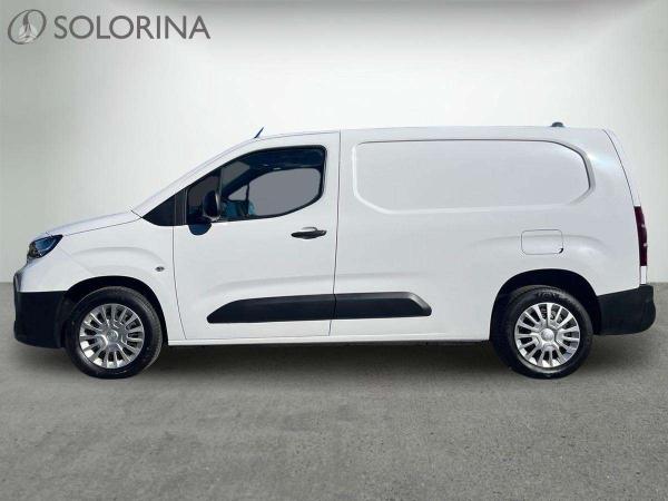 White Toyota Proace City 2024 in Klaipeda, with an engine capacity of 1.50 L and mileage of 43 thousand km for 16000 €, photo 4 on AUTOMOTO.COM.LV