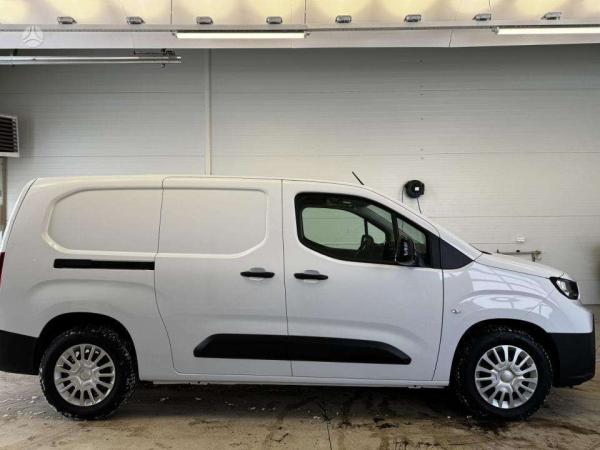 Balts Toyota Proace City 2025 Radviliškis, ar dzinēja tilpumu 0.00 L un nobraukumu 150 tūkst. km par 18089 €, foto 6 vietnē AUTOMOTO.COM.LV