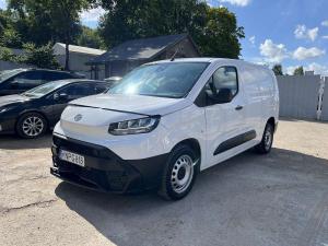 White Toyota Proace City 2025 in Kaunas, with an engine capacity of 1.50 L and mileage of 13 thousand km for 9900 €, photo  on AUTOMOTO.COM.LV