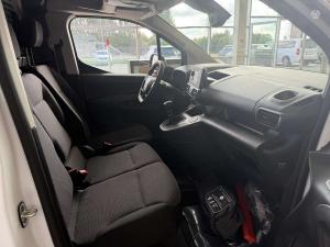 Balts Toyota Proace City 2026 Panevēža, ar dzinēja tilpumu 1.50 L un nobraukumu 0 tūkst. km par 19990 €, foto 14 vietnē AUTOMOTO.COM.LV
