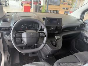 Balts Toyota Proace City 2026 Panevēža, ar dzinēja tilpumu 1.50 L un nobraukumu 0 tūkst. km par 19990 €, foto 16 vietnē AUTOMOTO.COM.LV