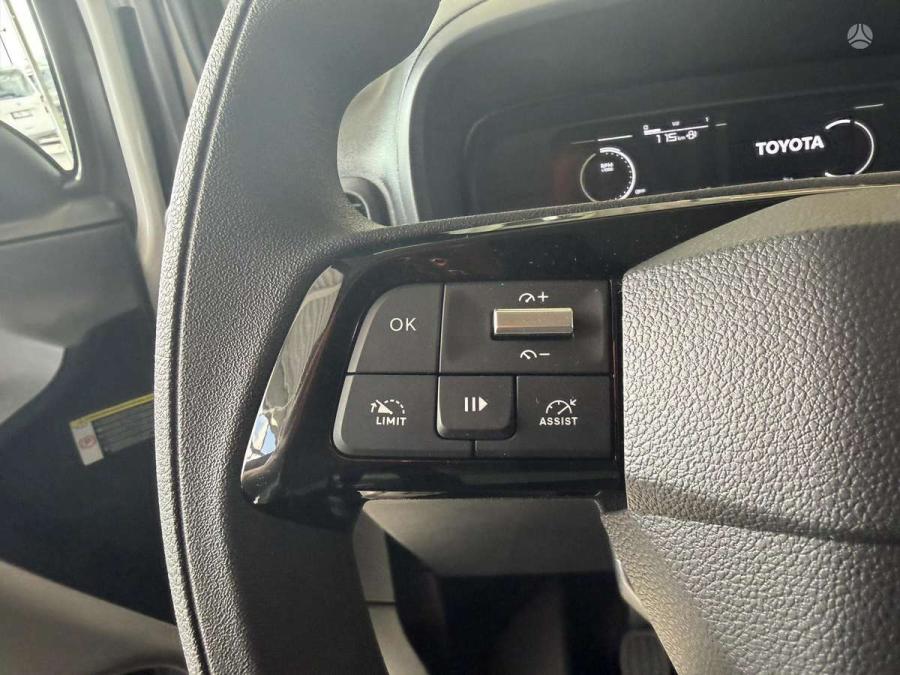 Balts Toyota Proace City 2026 Panevēža, ar dzinēja tilpumu 1.50 L un nobraukumu 0 tūkst. km par 19990 €, foto 18 vietnē AUTOMOTO.COM.LV