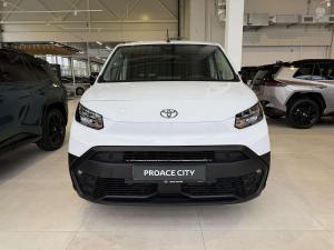 White Toyota Proace City 2026 in Panevezys, with an engine capacity of 1.50 L and mileage of 0 thousand km for 20690 €, photo 3 on AUTOMOTO.COM.LV
