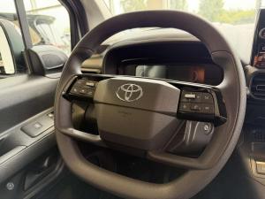White Toyota Proace City 2026 in Panevezys, with an engine capacity of 1.50 L and mileage of 0 thousand km for 20690 €, photo 18 on AUTOMOTO.COM.LV