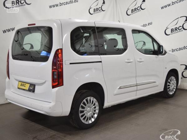 Balts Toyota Proace City 2020 Rīga, ar dzinēja tilpumu 1.50 L un nobraukumu 175 tūkst. km par 9900 €, foto 3 vietnē AUTOMOTO.COM.LV