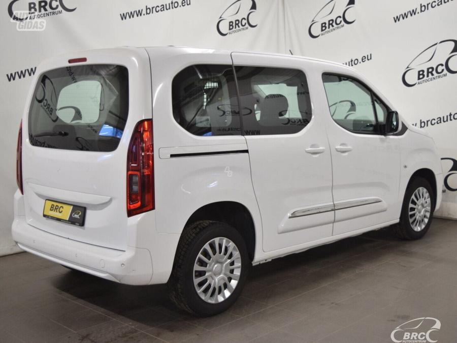 Balts Toyota Proace City 2020 Rīga, ar dzinēja tilpumu 1.50 L un nobraukumu 175 tūkst. km par 9900 €, foto 3 vietnē AUTOMOTO.COM.LV