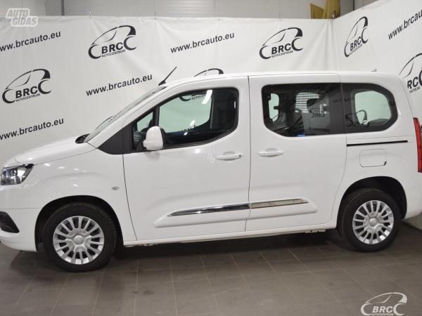 Balts Toyota Proace City 2020 Rīga, ar dzinēja tilpumu 1.50 L un nobraukumu 175 tūkst. km par 9900 €, foto 6 vietnē AUTOMOTO.COM.LV