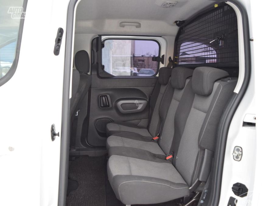 Balts Toyota Proace City 2020 Rīga, ar dzinēja tilpumu 1.50 L un nobraukumu 258 tūkst. km par 9900 €, foto 14 vietnē AUTOMOTO.COM.LV