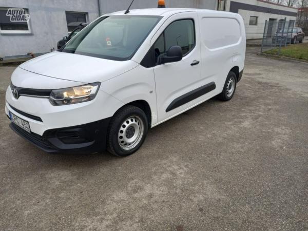 Balts Toyota Proace City 2020 Šauļi, ar dzinēja tilpumu 1.50 L un nobraukumu 353 tūkst. km par 6900 €, foto 2 vietnē AUTOMOTO.COM.LV