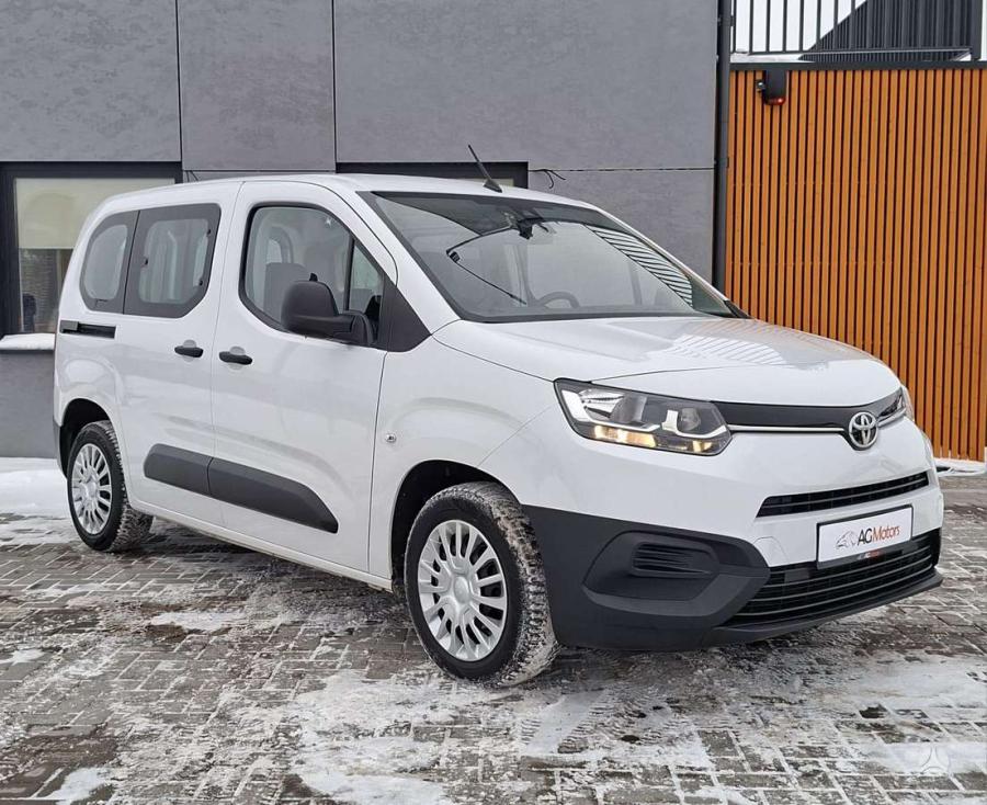Balts Toyota Proace City 2022 Viļņa, ar dzinēja tilpumu 1.20 L un nobraukumu 47 tūkst. km par 15500 €, foto 4 vietnē AUTOMOTO.COM.LV