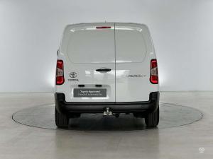 White Toyota Proace City 2023 in Vilnius, with an engine capacity of 1.50 L and mileage of 37 thousand km for 18900 €, photo 5 on AUTOMOTO.COM.LV