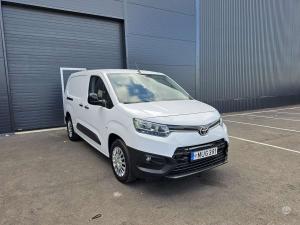 Balts Toyota Proace City 2024 Kauņa, ar dzinēja tilpumu 1.50 L un nobraukumu 75 tūkst. km par 6900 €, foto  vietnē AUTOMOTO.COM.LV