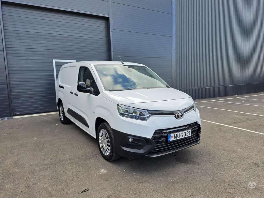 Balts Toyota Proace City 2024 Kauņa, ar dzinēja tilpumu 1.50 L un nobraukumu 75 tūkst. km par 6900 €, foto 1 vietnē AUTOMOTO.COM.LV