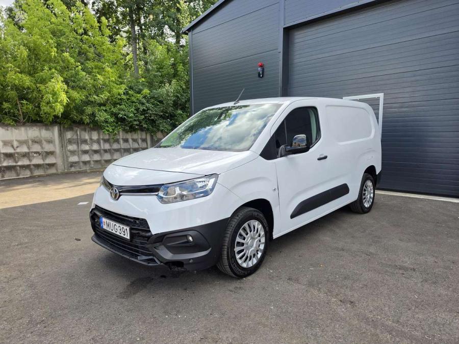 Balts Toyota Proace City 2024 Kauņa, ar dzinēja tilpumu 1.50 L un nobraukumu 75 tūkst. km par 6900 €, foto 4 vietnē AUTOMOTO.COM.LV