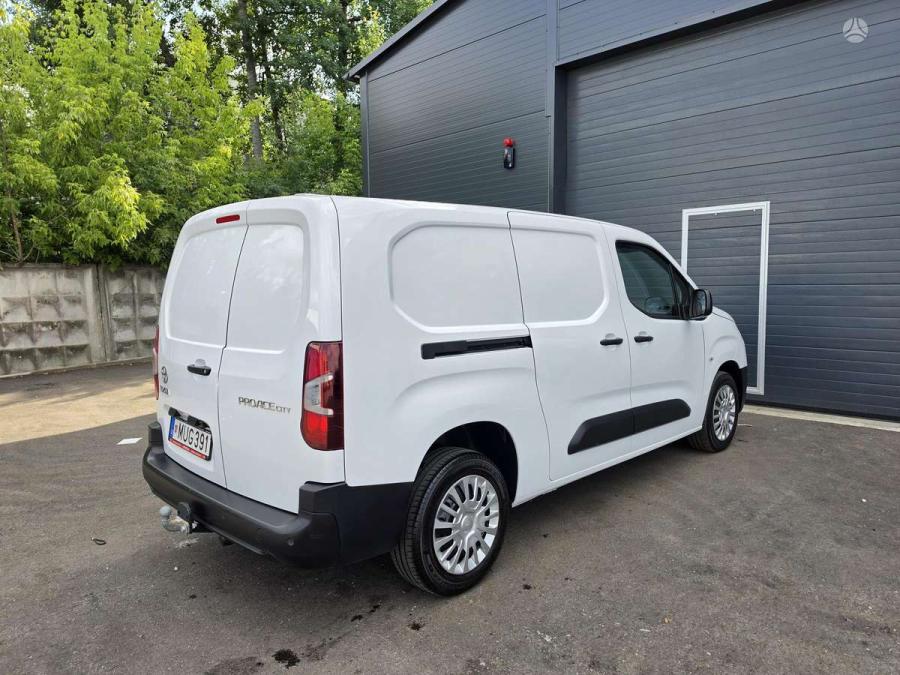 Balts Toyota Proace City 2024 Kauņa, ar dzinēja tilpumu 1.50 L un nobraukumu 75 tūkst. km par 6900 €, foto 5 vietnē AUTOMOTO.COM.LV