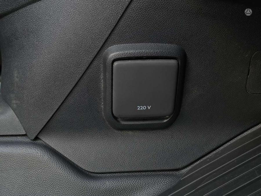 Balts Toyota Proace City 2024 Kauņa, ar dzinēja tilpumu 1.50 L un nobraukumu 75 tūkst. km par 6900 €, foto 31 vietnē AUTOMOTO.COM.LV