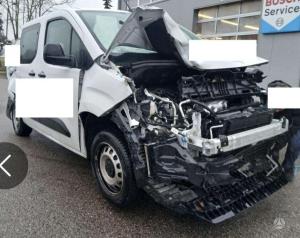White Toyota Proace City 2025 in Klaipeda, with an engine capacity of 1.50 L and mileage of 15 thousand km for 4999 €, photo  on AUTOMOTO.COM.LV