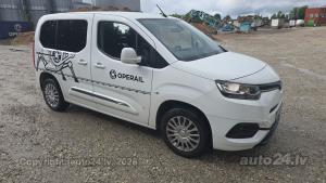 Balts Toyota Proace City 2020 Tallina, ar dzinēja tilpumu 1.50 L un nobraukumu 200 tūkst. km par 11300 €, foto 4 vietnē AUTOMOTO.COM.LV