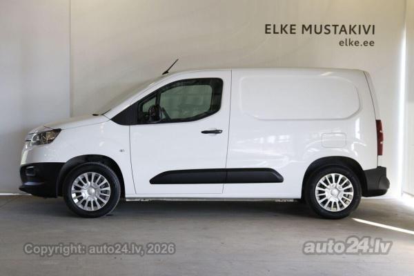 Balts Toyota Proace City 2023 Tallina, ar dzinēja tilpumu 1.20 L un nobraukumu 48 tūkst. km par 16500 €, foto 3 vietnē AUTOMOTO.COM.LV