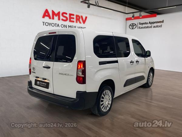 White Toyota Proace City 2023 in Tallinn, with an engine capacity of 1.20 L and mileage of 57 thousand km for 17900 €, photo 3 on AUTOMOTO.COM.LV