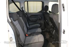 White Toyota Proace City 2025 in Tallinn, with an engine capacity of 0.00 L and mileage of 6 thousand km for 36990 €, photo 7 on AUTOMOTO.COM.LV