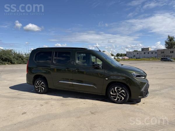 Zaļš Toyota Proace 2024 Liepāja, ar dzinēja tilpumu 1.50 L un nobraukumu 71 tūkst. km par 24000 €, foto 3 vietnē AUTOMOTO.COM.LV