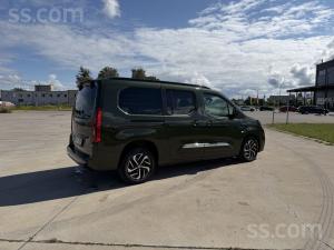 Zaļš Toyota Proace 2024 Liepāja, ar dzinēja tilpumu 1.50 L un nobraukumu 71 tūkst. km par 24000 €, foto 4 vietnē AUTOMOTO.COM.LV
