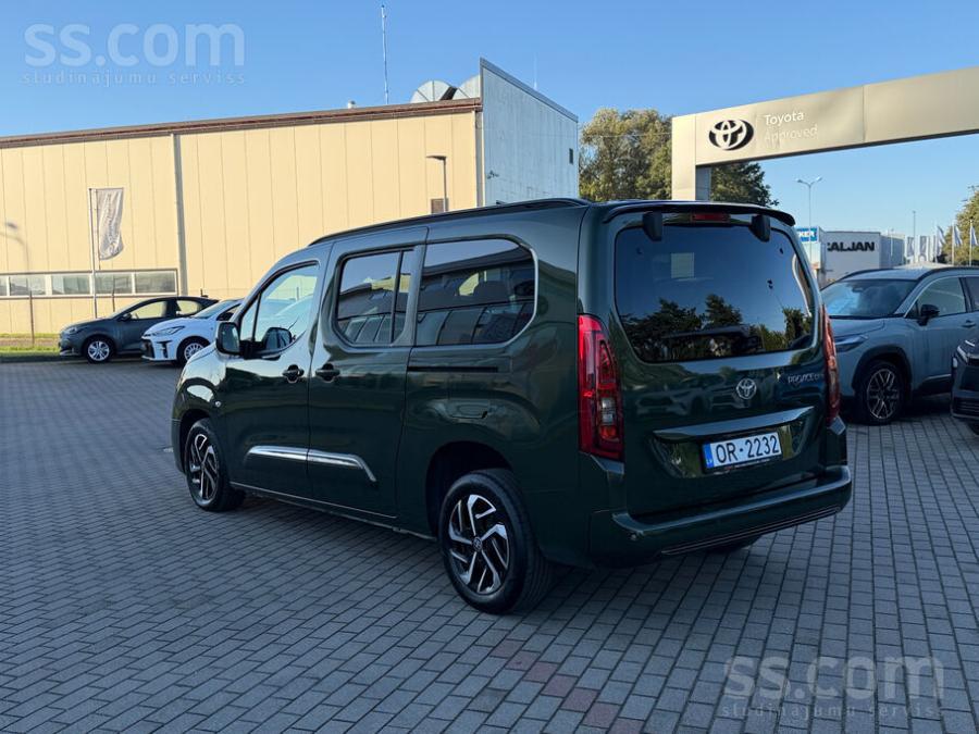 Green Toyota Proace 2024 in Liepaja, with an engine capacity of 1.50 L and mileage of 73 thousand km for 23900 €, photo 4 on AUTOMOTO.COM.LV