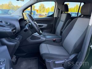 Green Toyota Proace 2024 in Liepaja, with an engine capacity of 1.50 L and mileage of 73 thousand km for 23900 €, photo 16 on AUTOMOTO.COM.LV